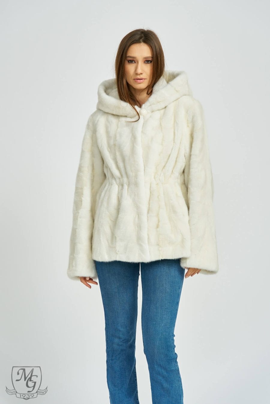 Jacheta din blana de vizon (nurca) alba cu gluga model Adriana - Casa ...